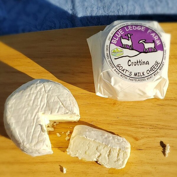 Blue Ledge Farm / Crottina / Case of 6 x 4oz rounds