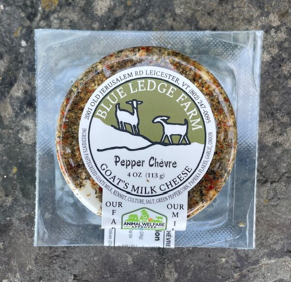 Blue Ledge Farm / Fresh Chevre, Pepper / Case, 6 x 4oz retail pack