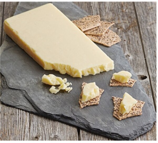 Grafton Village Cheese / Cheddar, Reserve / Case, 12 x 8oz